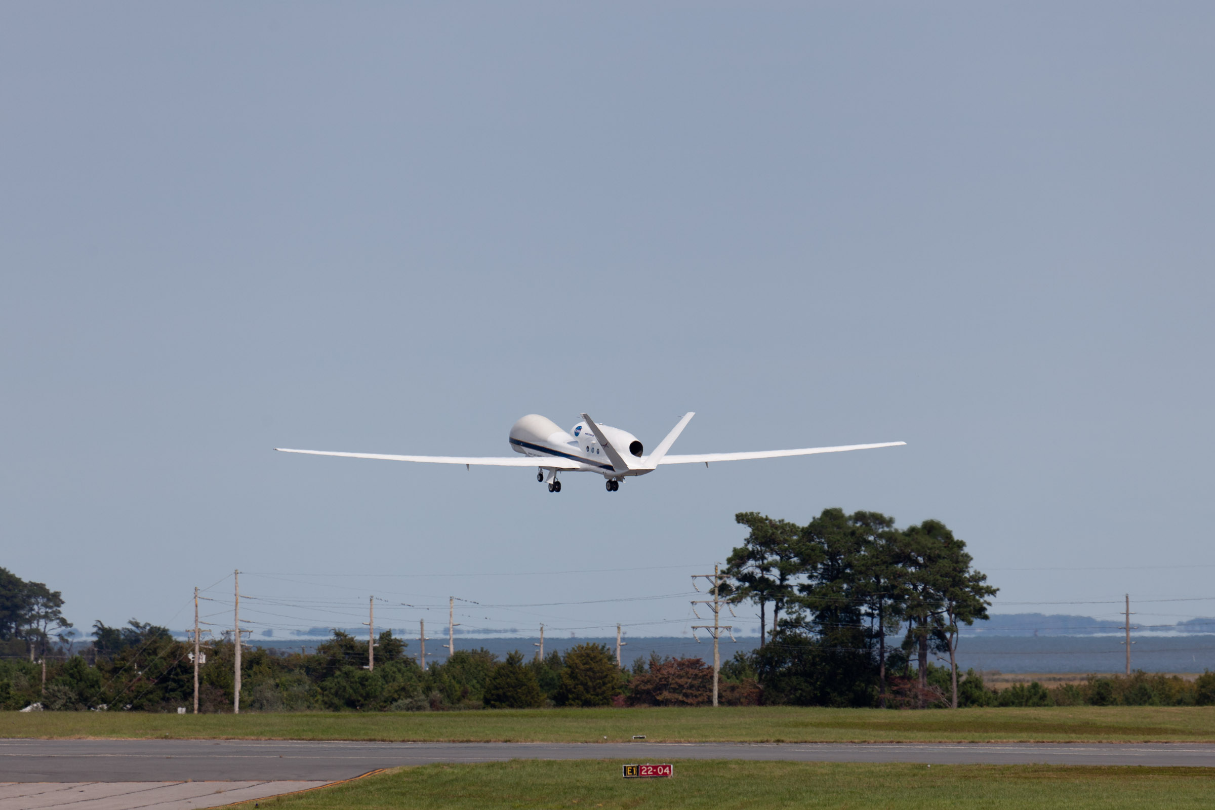 AV-6 takeoff from Wallops (9.19.12) | NASA Airborne Science Program